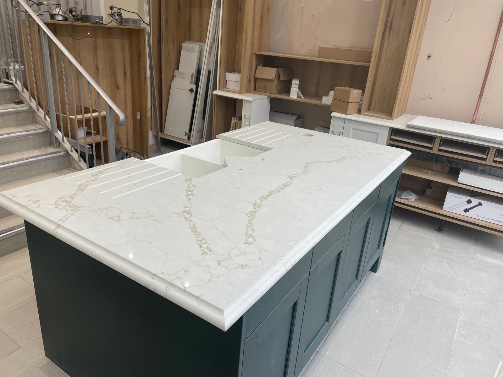 Tuscan Gold – Worldwide Stones
